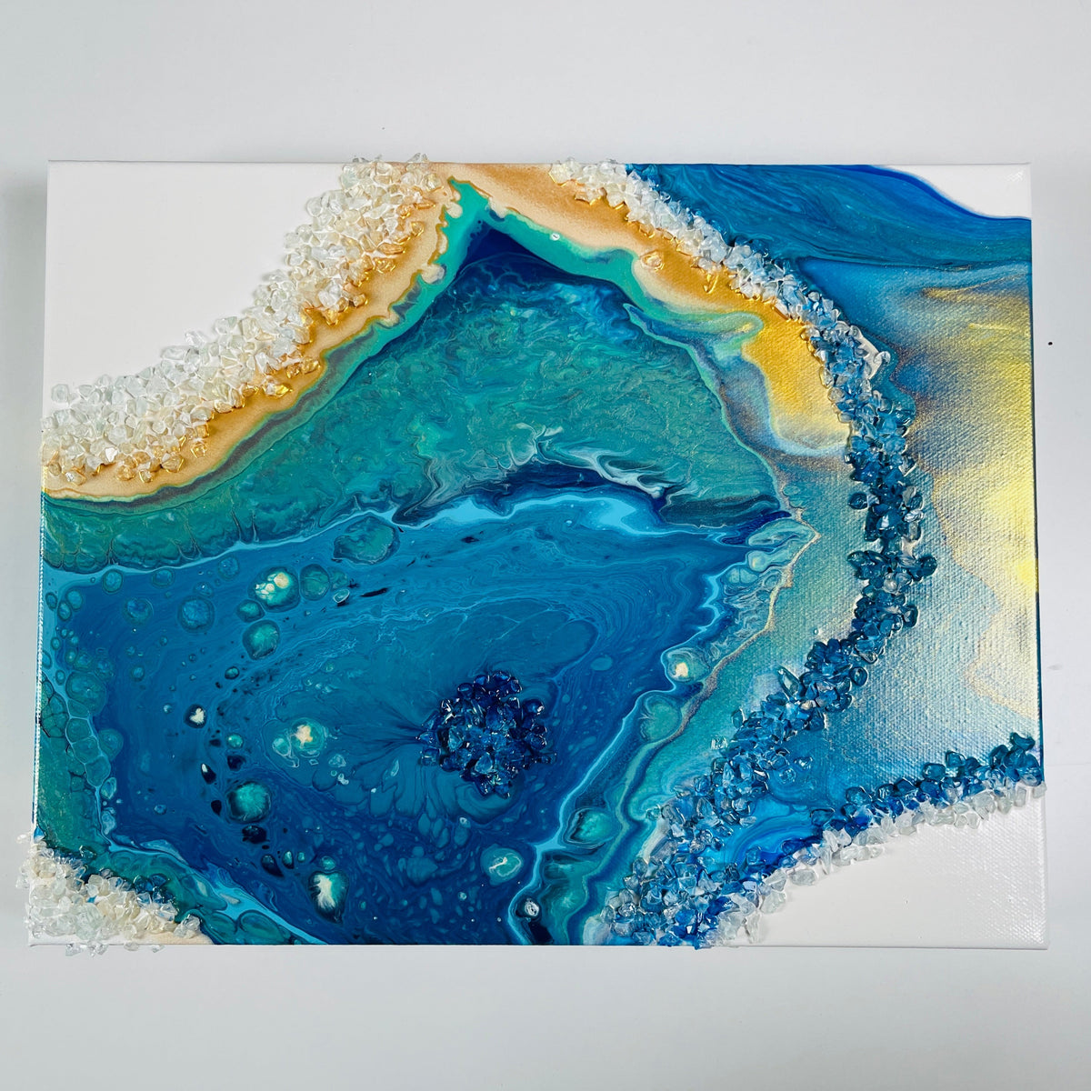"Serenity Island" Geode Acrylic Pour Art – JMoPainting